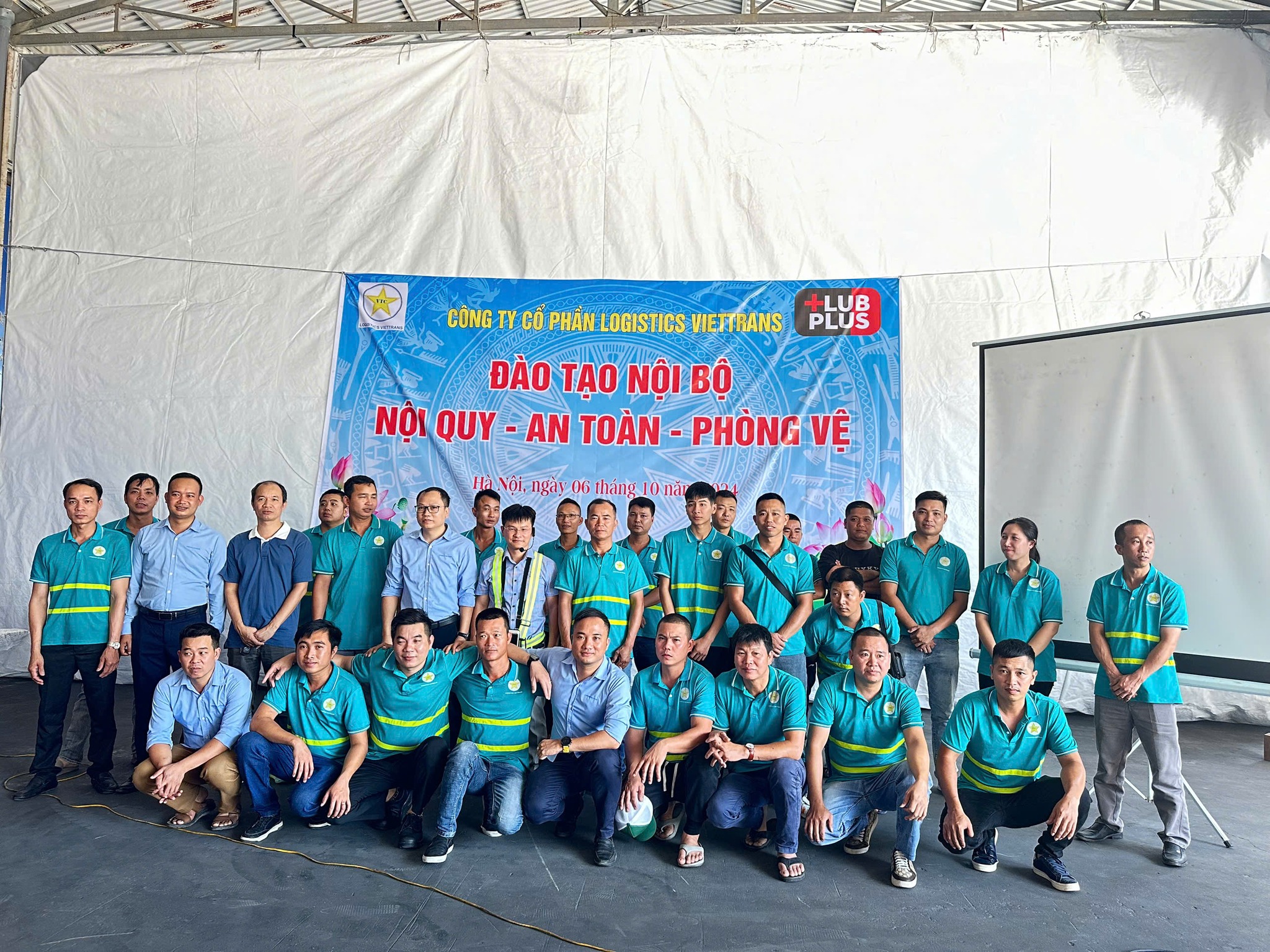 Homepage - CÔNG TY CỔ PHẦN LOGISTICS VIETTRANS